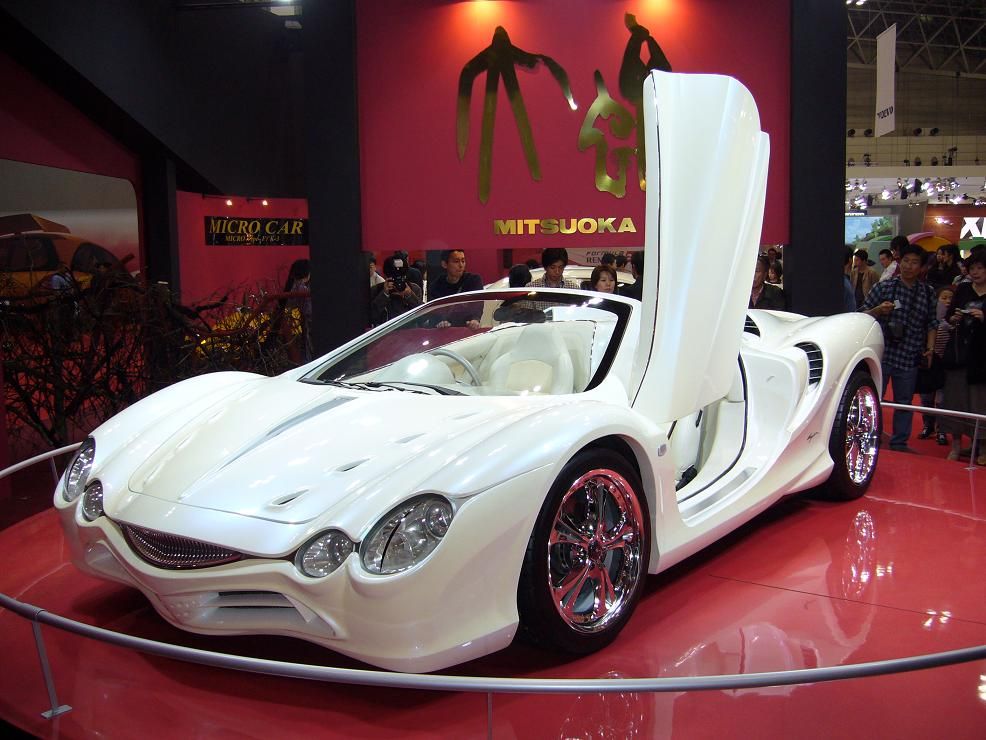 Odd Mitsuoka Japanese Kit Car I Spotted in Hong Kong last week ...