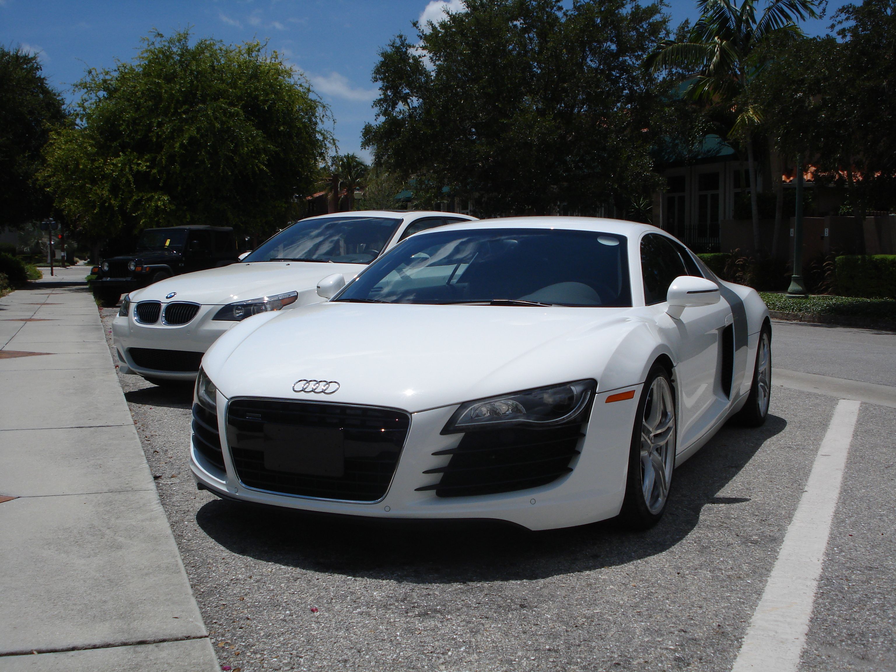lets see those R8 pics - Archived Content - Lambo Power