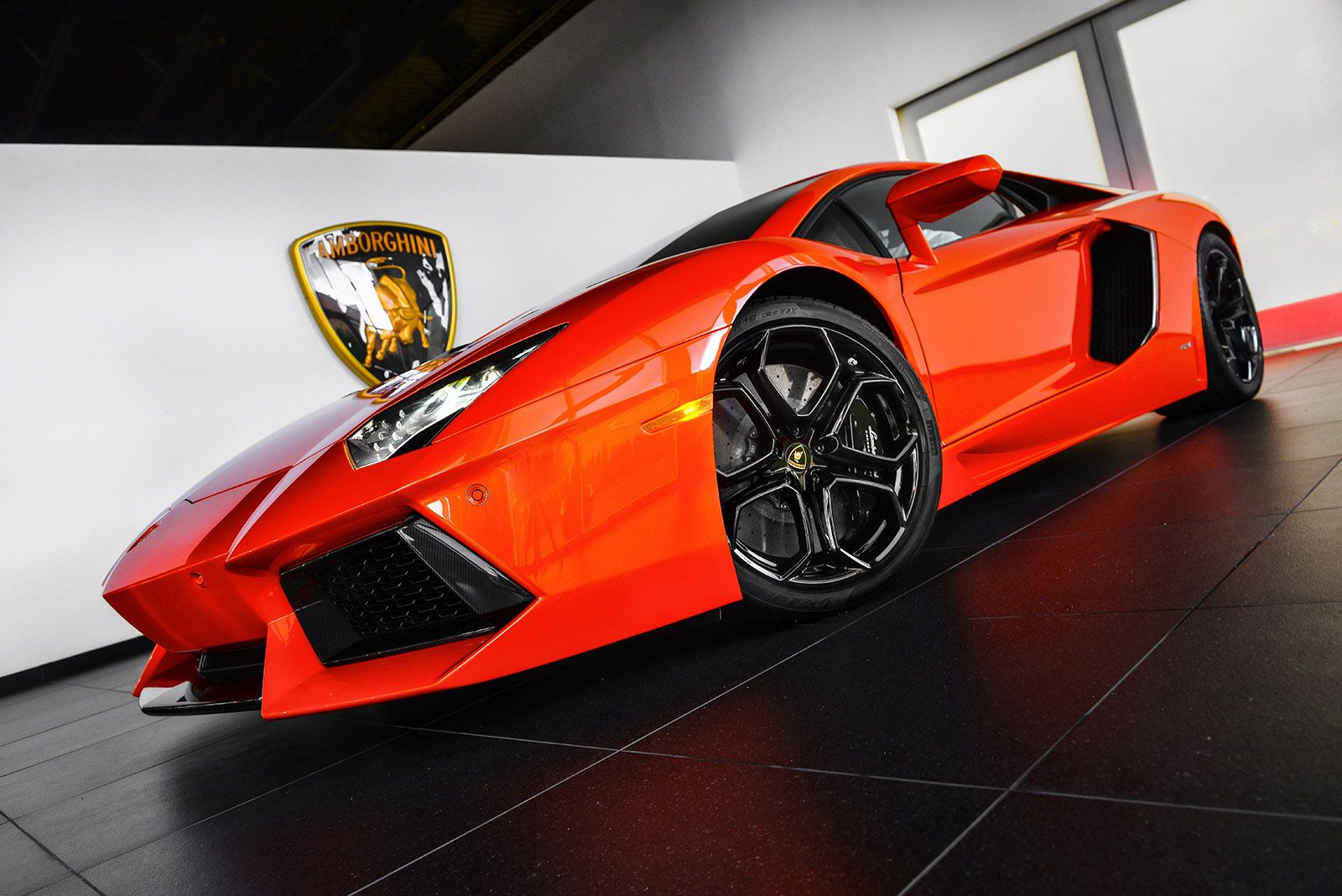 Mario Andretti Takes delivery On New Lamborghini Aventador from ...