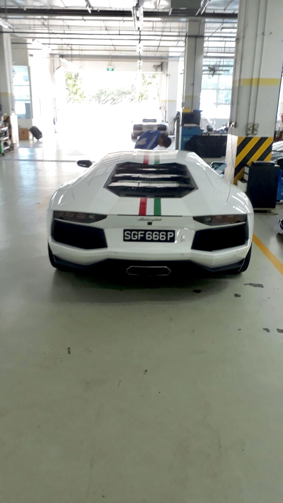 Ad Personam Italia stripes - Archived Content - Lambo Power