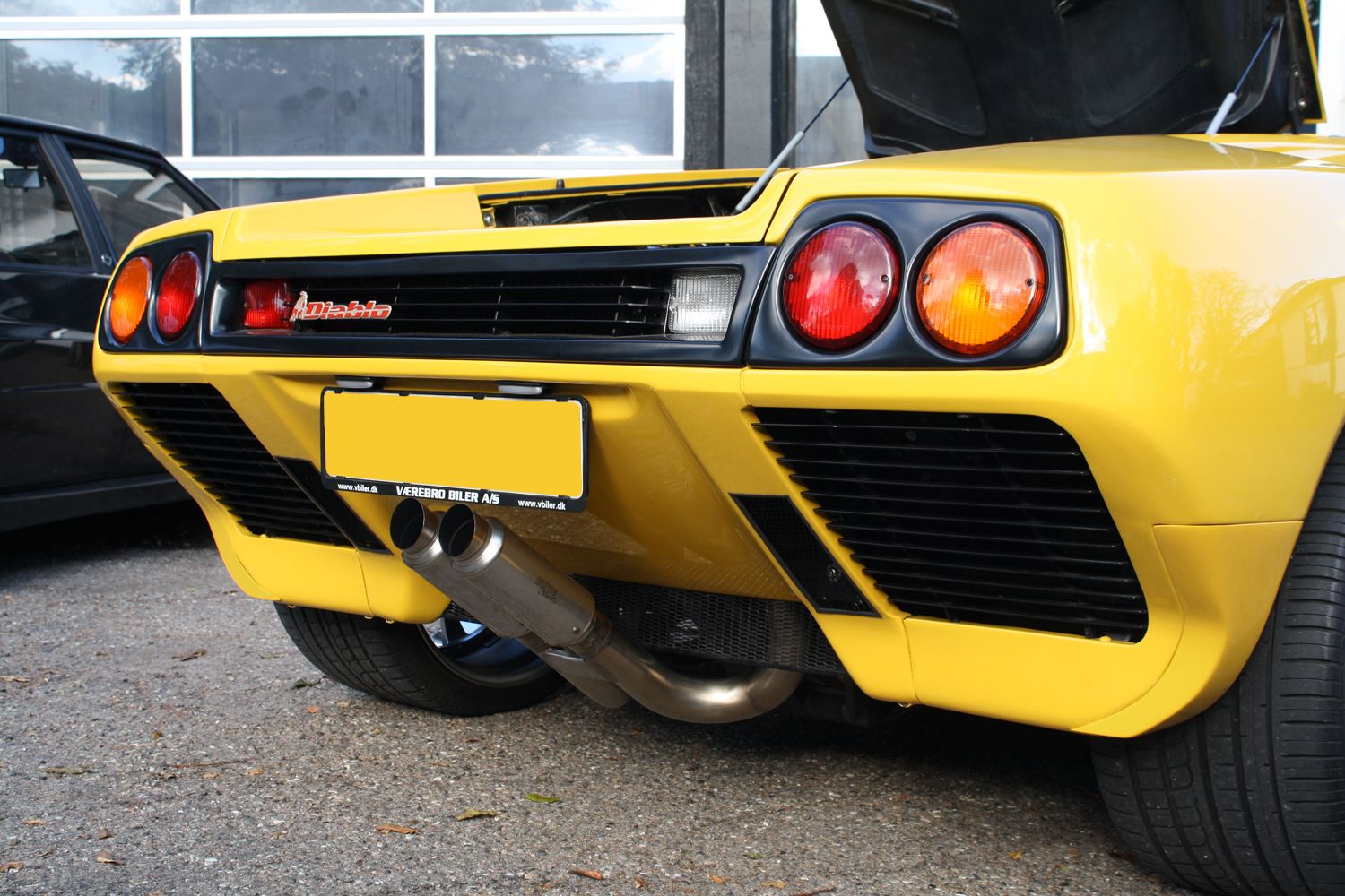 I have joint the club of no rear bumpers - Archived Content - Lambo Power