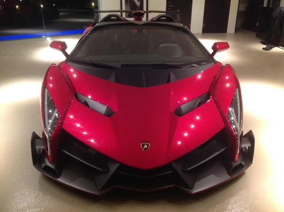 Veneno roadster delivered to Los Angeles owner - Automobili Lamborghini ...