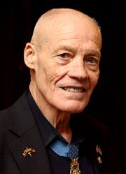 Robert Lewis Howard, Highly Decorated Vietnam-Era Hero, Has Died - Off ...